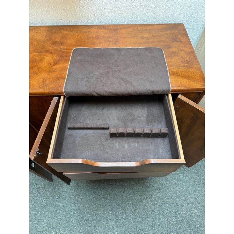 Vintage Dynasty Collection by Drexel Heritage Walnut Sideboard - Design ...