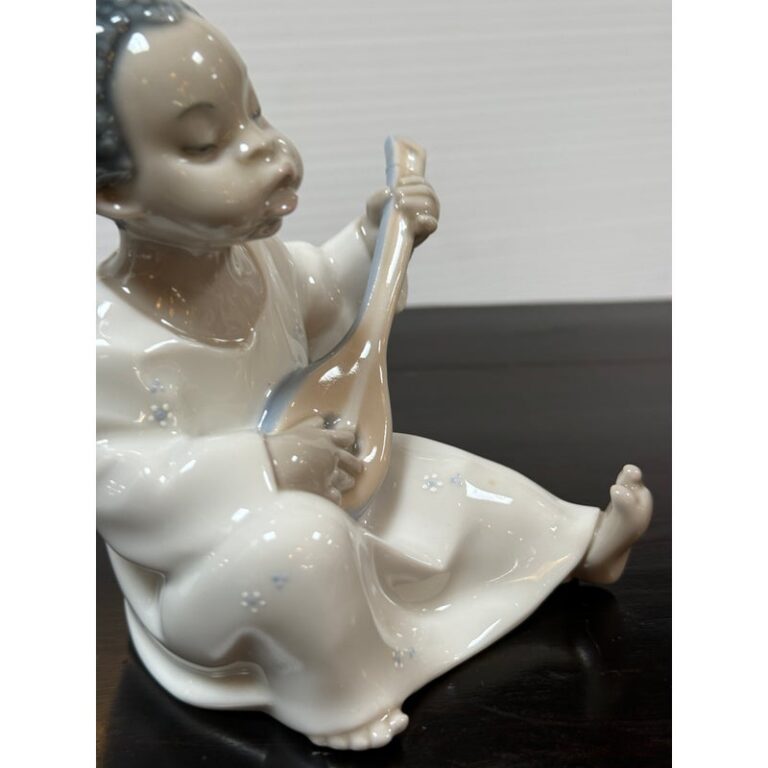 Fulgencio García for Lladró Black Legacy Collection Angel Porcelain ...